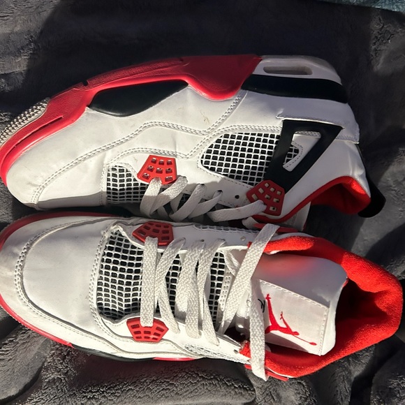Jordan | Shoes | Fire Red 4s Size 85mw | Poshmark